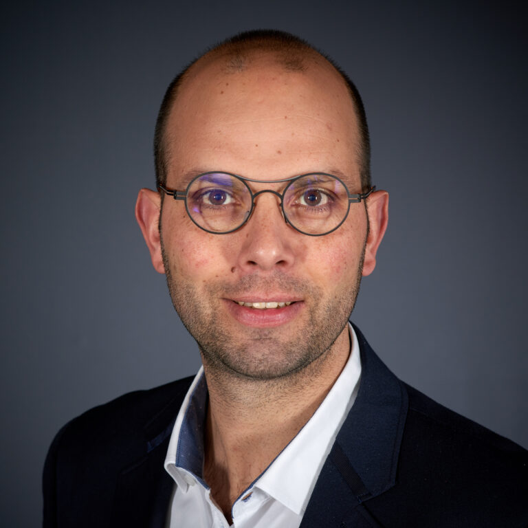 Transport exceptionnel, spécifique et hors norme | Ageneau Group